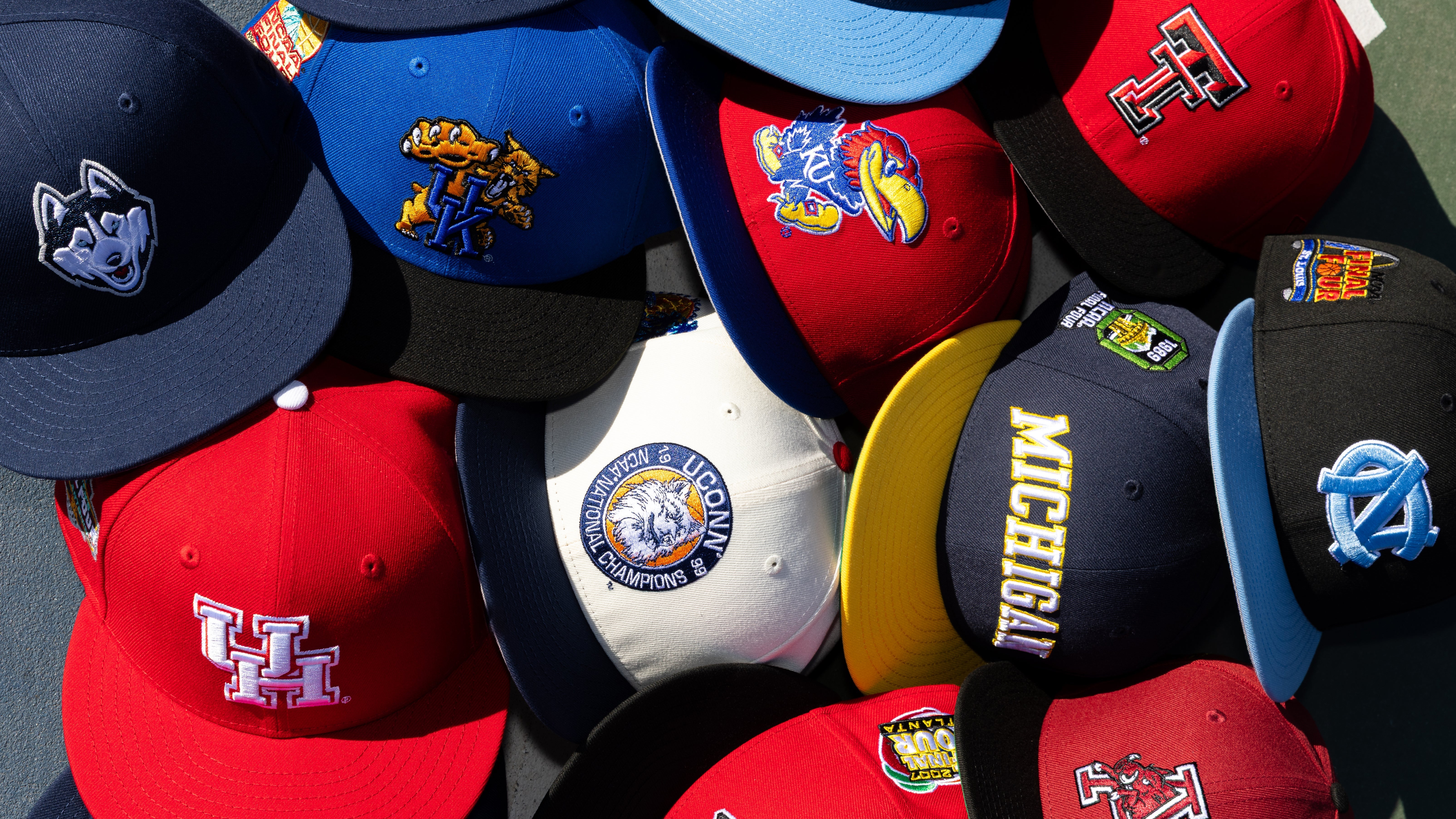 What Sizes Do Fitted Hats Come In? (Complete 59FIFTY Size Guide) – Hat Club