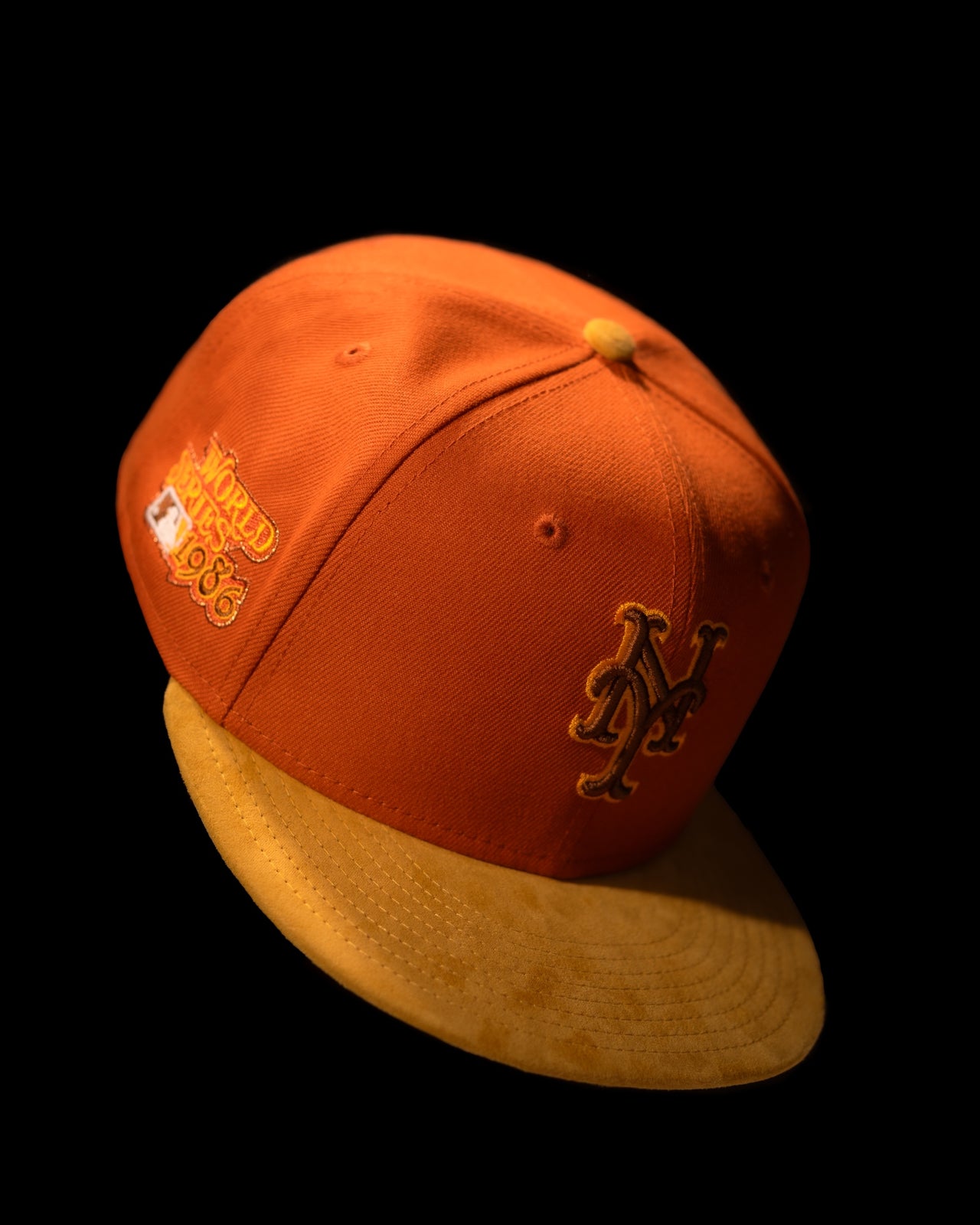 Monochrome – Hat Club